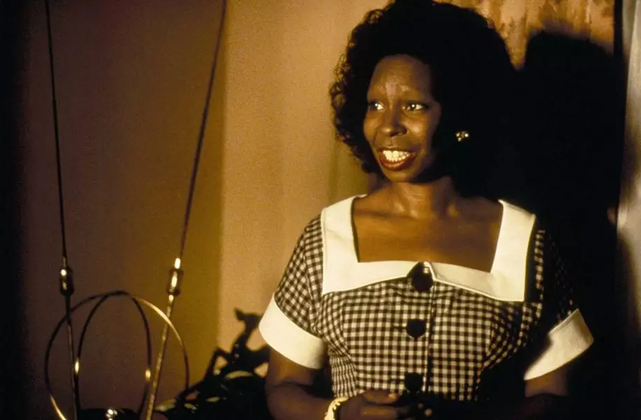 Whoopi Goldberg-films | 10 beste films die je moet zien - The Cinemaholic 14679_4