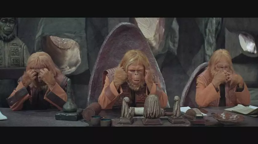 Planet of the Apes (1968) Movie Plot Ending, Timeline: Explained 15026_4