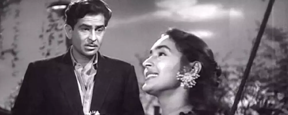 Hrishikesh Mukherjee 電影 |你必須看的 15 部最佳電影 - Cinemaholic 17700_12