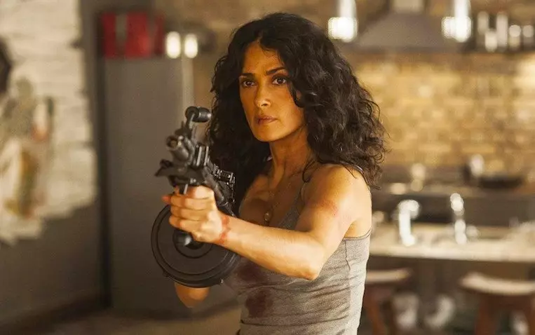 salma hayek y bodyguard