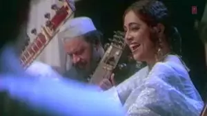 Na 30 Scannán Bollywood Mná is Fearr Riamh - Cinemaholic 1985_2