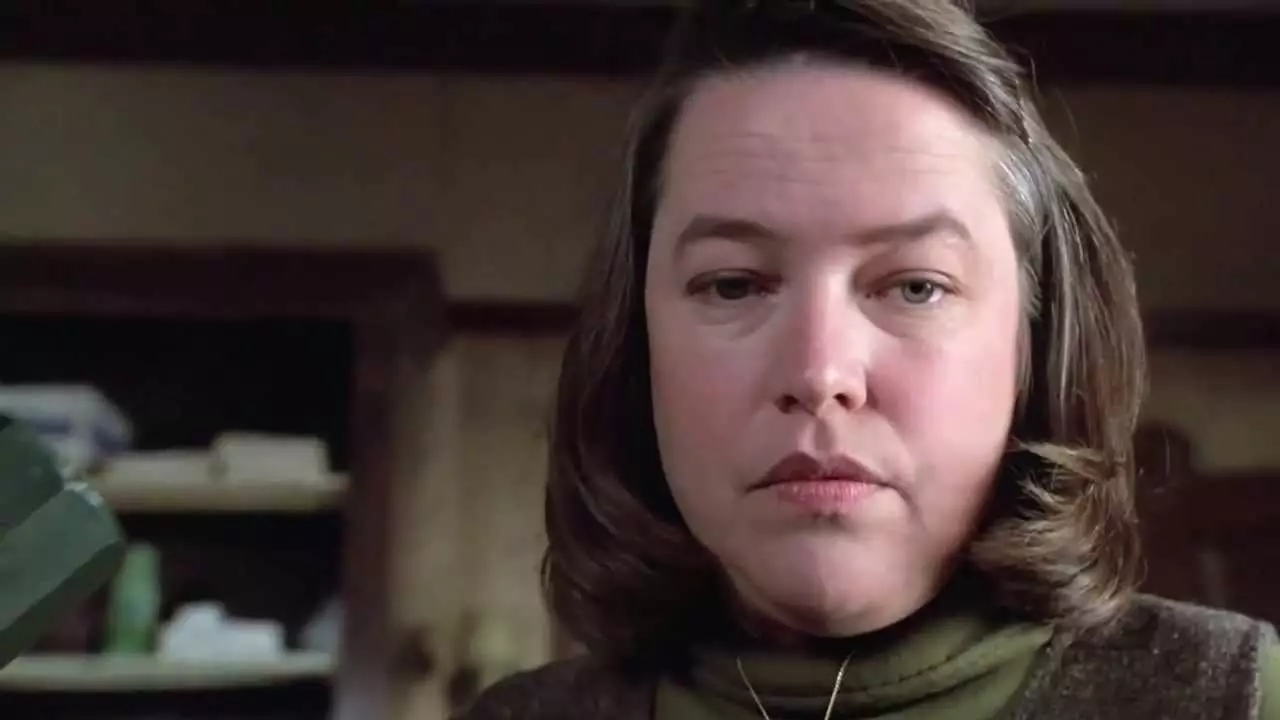 Kathy Bates Movies | Makanema 10 Opambana ndi Makanema apa TV - The Cinemaholic 2590_2