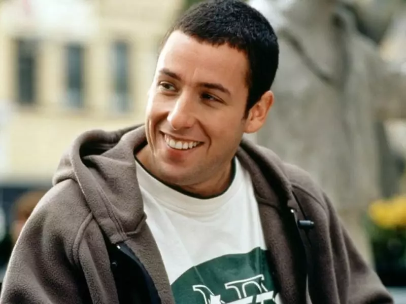 Fiimu Tuntun Adam Sandler: Awọn fiimu ti nbọ (2019, 2020) 2811_4