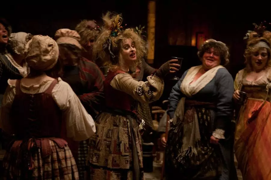 Helena Bonham Carter Movies | Fina-Finan Fina-Finai 12 da ya kamata ku gani - The Cinemaholic 344_3