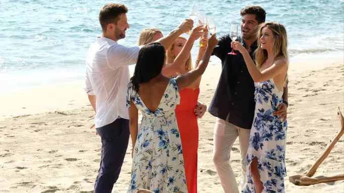 Πώς λειτουργεί το Bachelor in Paradise; Ποιοί είναι οι κανόνες? 39243_2