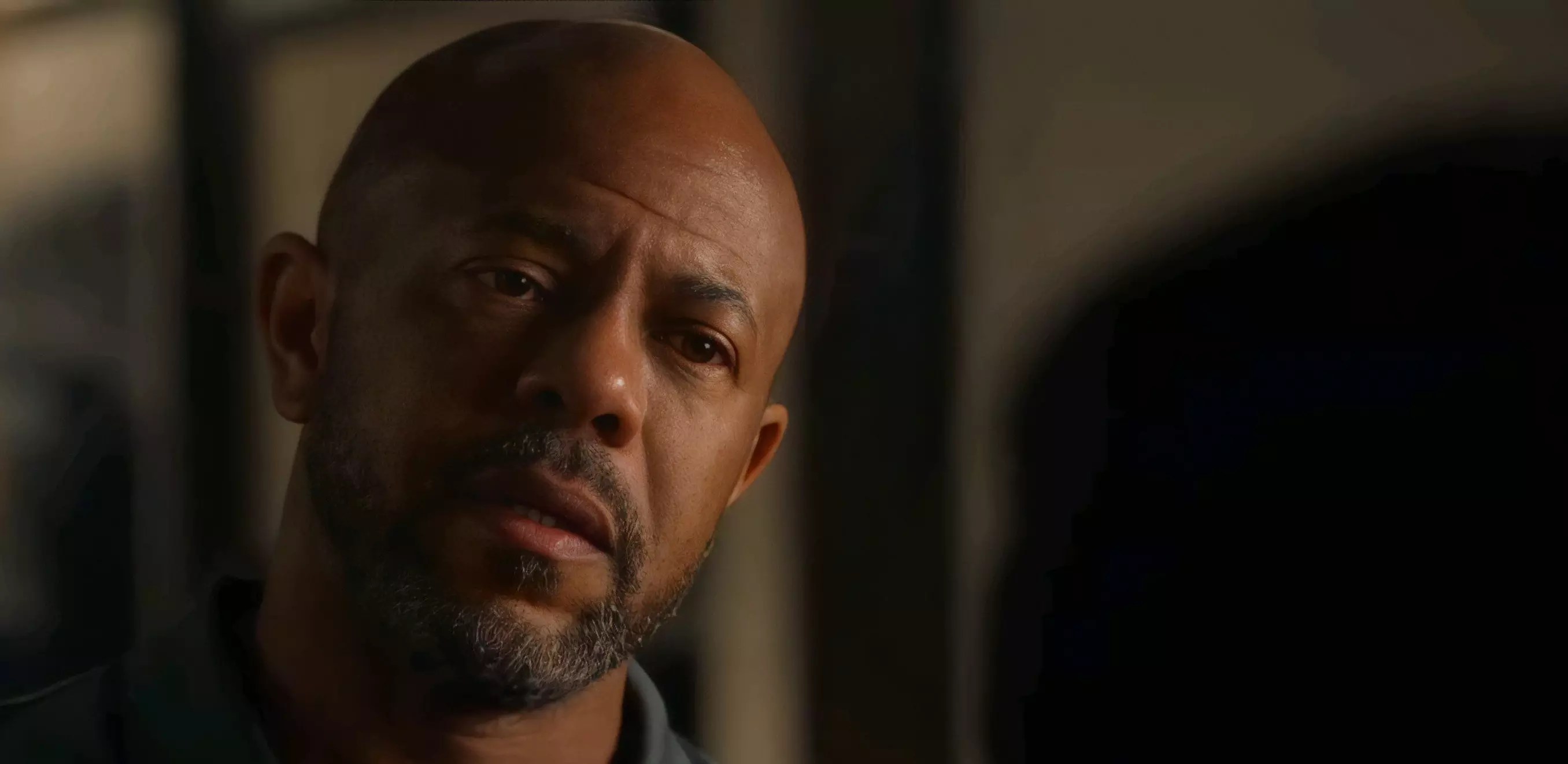 Miért hagyta el a 911-et Rockmond Dunbar Michael Grantje? Frissítés 39587_1