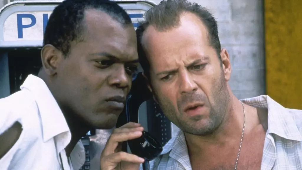 Filme ca Die Hard | 14 filme similare cu Die Hard - The Cinemaholic 3966_9