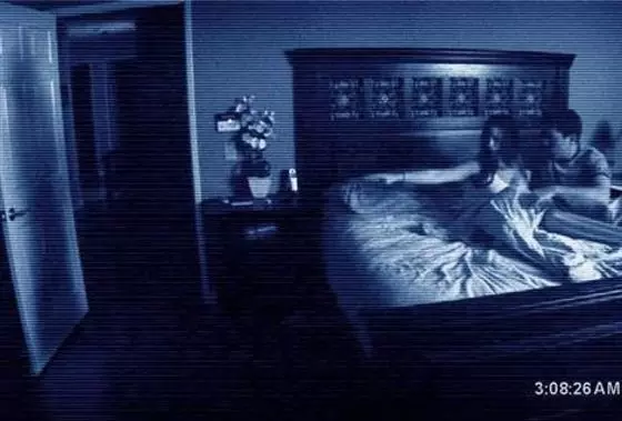 Saib tus txha nraub qaum-Chilling Trailer ntawm Tom ntej 'Paranormal Activity' !