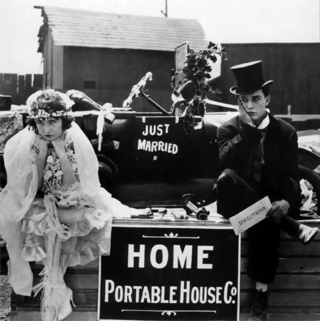 Buster Keaton Movies | ភាពយន្តល្អបំផុតទាំង 10 ដែលអ្នកគួរមើល - Cinemaholic 6356_10