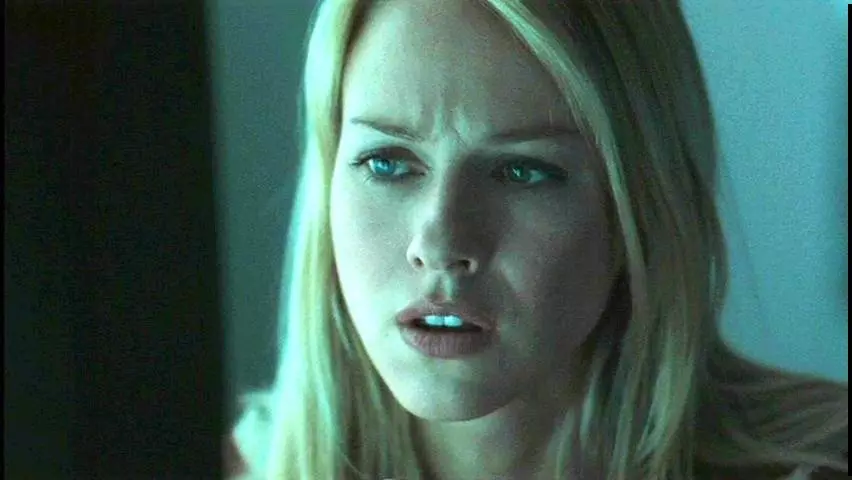 Naomi Watts Ata tifaga | 10 Ata Sili e Tatau Ona E Va'ai - The Cinemaholic 6543_2