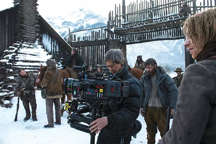 12 Ritratti tal-Għaġeb minn wara l-kwinti Minn 'The Revenant' - The Cinemaholic 678_8