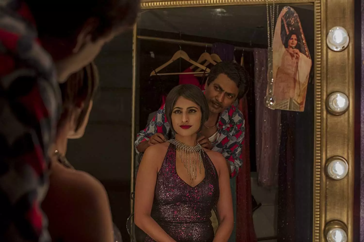 Sacred Games Review: די נייַע ווייַזן פון Netflix איז יקספּלאָוסיוו - די סינעמאַהאָליק 6883_2