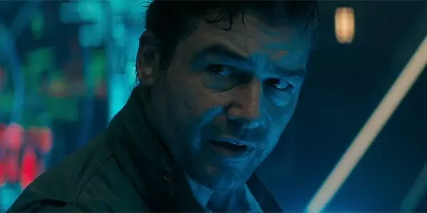 Kyle Chandler-en datozen filmak / telesaio berriak (2019, 2020) 7332_3