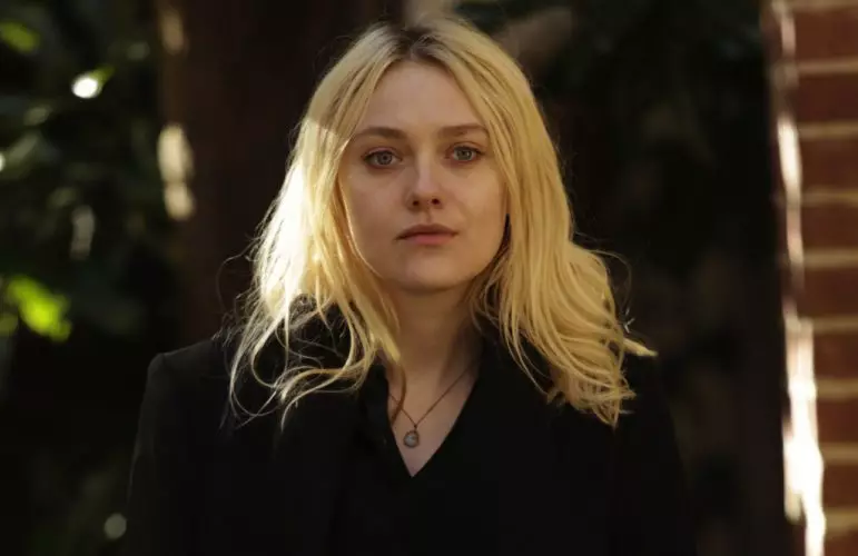 လာမည့် Dakota Fanning ရုပ်ရှင်များ/တီဗီရှိုးများ (2019၊ 2020) 8103_2