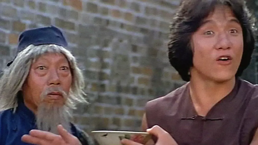 Jackie Chan kvikmyndir | 10 bestu myndirnar sem þú verður að sjá - The Cinemaholic 8228_7