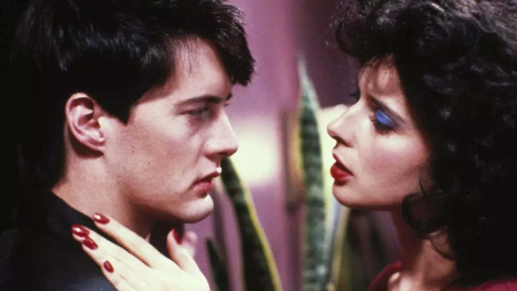 'Blue Velvet': Sen or a Nightmare