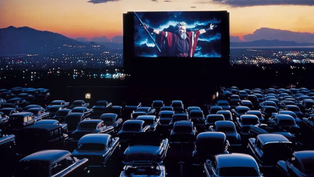 Millors sales de cinema drive-in que es consideren icòniques - Cinemaholic