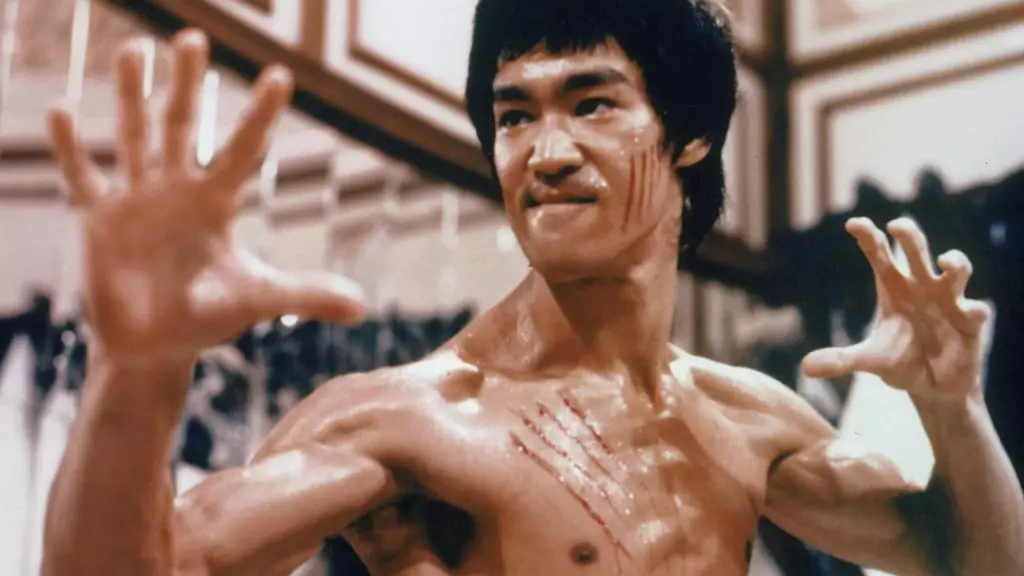 Bruce Lee sinema | 12 pi bon fim ou dwe wè - Cinemaholic la 9245_12