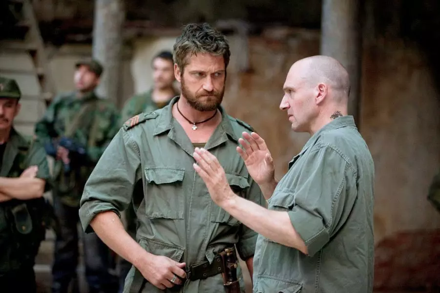 Gerard Butler Movies | 12 Qhov Zoo Tshaj Plaws Ua Yeeb Yam Koj Yuav Tsum Pom - Cinemaholic 9277_11